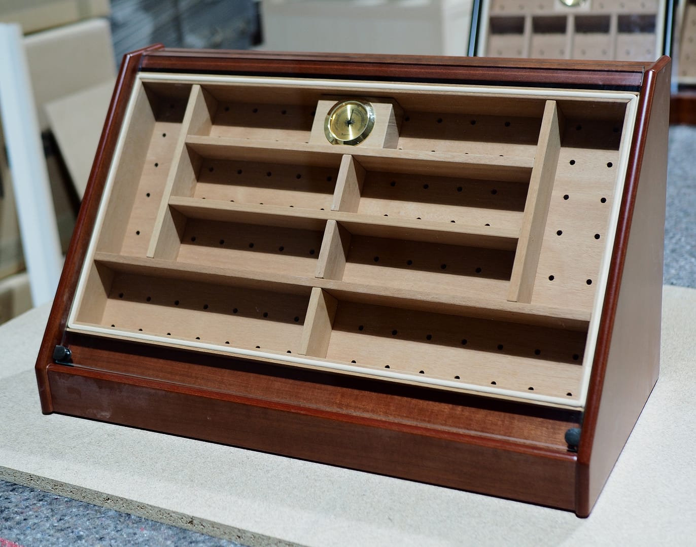 The desktop humidors for personal use - Humidores Wacota